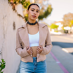 outROAR Gear American Indian Style Bone Choker Necklace, 4 Row Black/Brown Traditional Hairpipe Beads, Unisex Adjustable