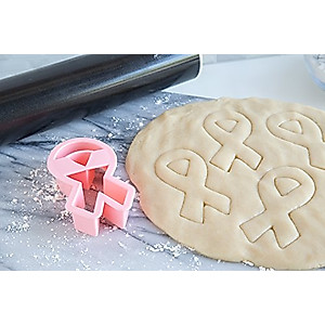 Fox Run Pink Ribbon Cookie Cutter