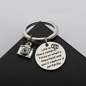 FUSTMW Photographer Gift Camera Charm Keychain Wedding Photographer Gift Camera Jewelry Gifts for Videographer Inspirational Gift (silver)