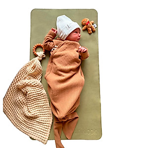 Uniklook Leather Portable Changing Pad for Baby- Vegan Leather Drop Cloth - Travel Baby Changing Mat - Baby Changing mat - Multipurpose Portable diaper change mat waterproof Large 16"x30"