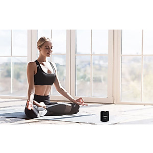 Relaxd Premium Vanilla & Coconut Scented Natural Soy Wax Candle (Madagascar), Large, Long Lasting Aromatherapy Essential Oil Candles