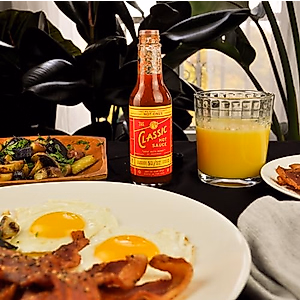 Hot Ones The Classic Hot Sauce Made With Natural Ingredients & Strong Flavors From Organic Chile De Arbol Peppers, 5 fl oz Bottle (1-Pack)