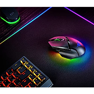 Razer Wireless Charging Puck for Basilisk V3 Pro Gaming Mouse: Magnetic Wireless Charging - Compatible with Qi Charging Devices - Mouse and Mouse Dock Sold Separately