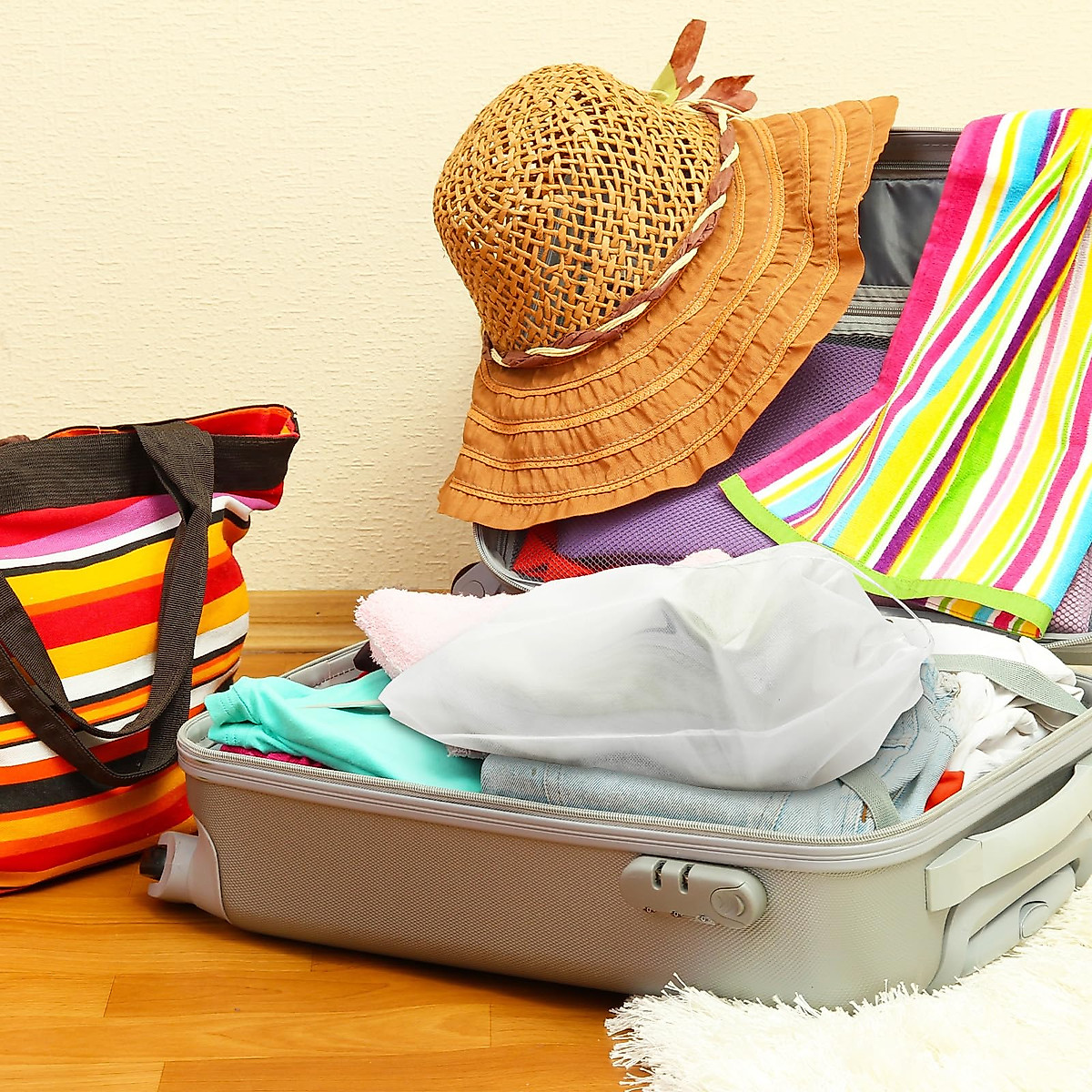 Sweetude 200 Pcs Dust Proof Shoe Bag Drawstring Shoe Storage Bag Non Woven Fabric Handbag Shoe Covers for Travel Breathable Pouch Portable Storage Organizer for Purse Boot, 11.81 x 15.75 Inch (White)