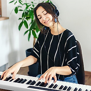 Costzon 88-Key Portable Keyboard Piano, Electric Keyboard Digital Piano w/Full Size Semi Weighted Keys, USB/MIDI Keyboard, Sustain Pedal, Power Supply & Carrying Case for Beginners Adults Kids, White