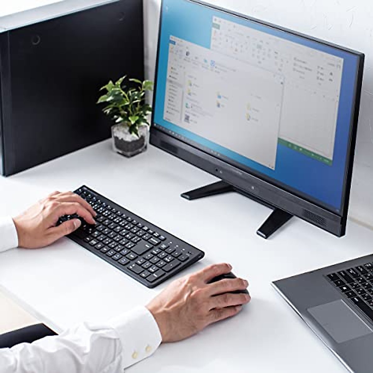 SANWA Ergonomic Wireless Mouse, Bluetooth & 2.4GHz Modules, LED Screen, 6 Programmable Buttons, Rechargeable, Compatible with Windows, Mac, iPad, Android