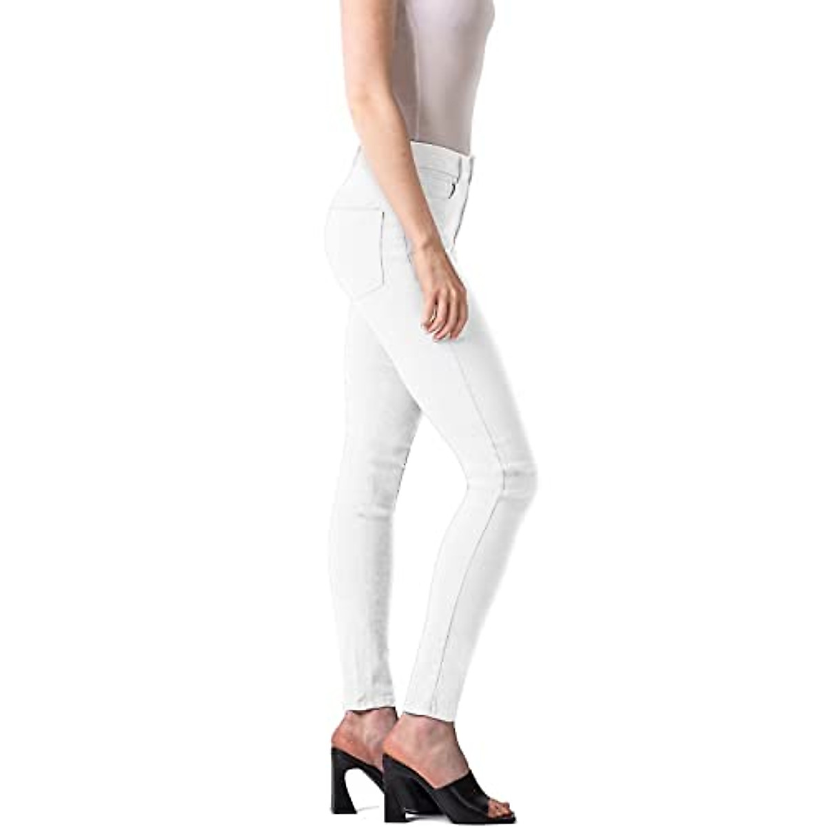 Hybrid & Company Womens Super Stretch Jeans P26136SKX White 20