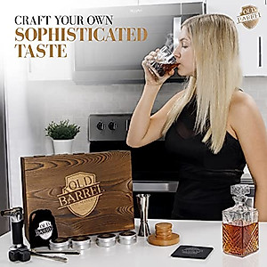 Cocktail Smoker Kit with Torch - Whiskey Smoker Kit with 4 Flavors Wood Chips, Old Fashioned Cocktail Kit Birthday Bourbon Barware Gifts for Men, Dad, Husband (No Butane) Old Barrel Bar Supplies