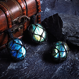 Kingdder Natural Gemstone Crystal Pendant Necklace Stone Holder Necklace Cord Hand Woven Necklace with Adjustable Length for Women Men(3 Pcs,Labradorite)
