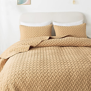 B2EVER Yellow Twin Size Quilt Bedding Sets with Pillow Sham, Pumpkin Lightweight Soft Bedspread Coverlet, Quilted Blanket Thin Comforter Bed Cover for All Season Spring Summer, 2 Pieces, 68x90 inches