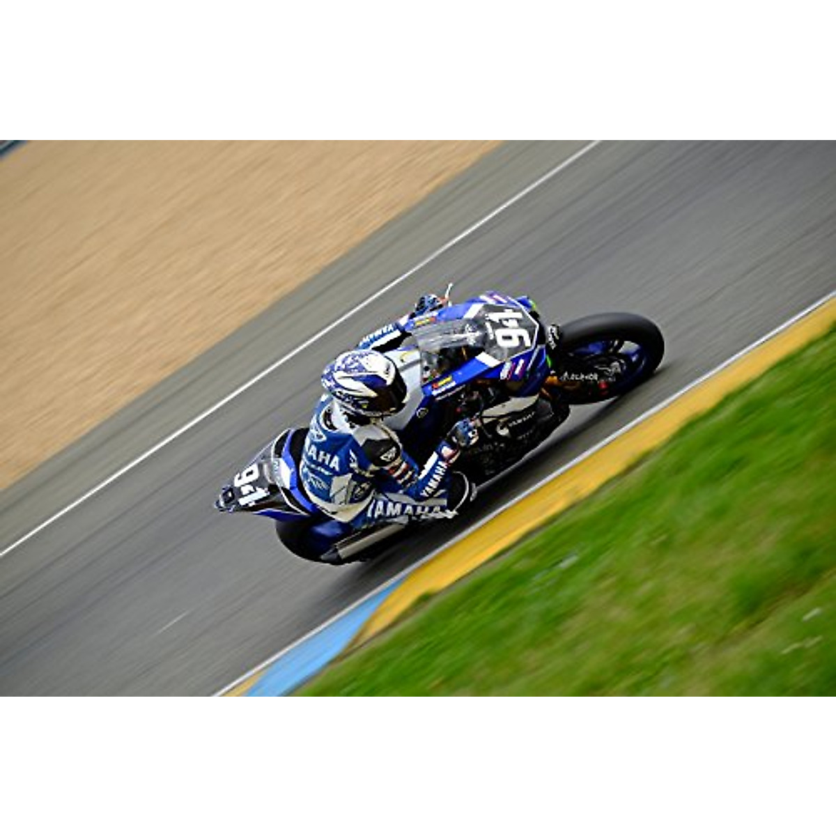 Fujifilm X-T10 Black Mirrorless Digital Camera Kit with XF 18-55mm F2.8-4.0 R LM OIS Lens - International Version