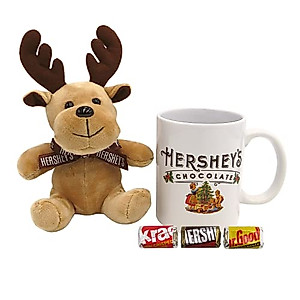 Christmas Coffee Mug with Reindeer, Hot Chocolate Gift Set, Ceramic Cup with Mini Cocoa Bar Chocolate Candy