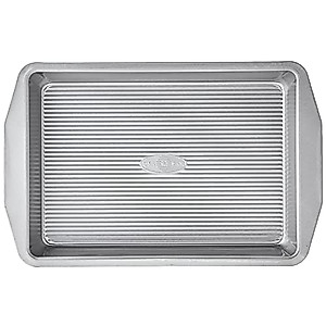 USA Pan American Bakeware Classics 9 x 13-Inch Rectangular Lasagna, Cake and Brownie Pan, Aluminized Steel, 9 x 13 Inch