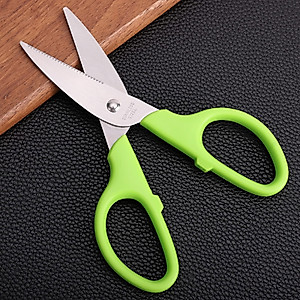 HITOPTY Green Multipurpose Scissors, 6in Straight Sturdy Sharp Scissors for Office School Student Home General Use Sewing Fabric Craft Supplies with Cover