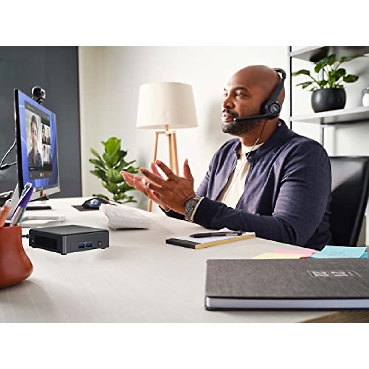 Intel NUC 11 Pro NUC11TNKV5 Tiger Canyon Home & Business Mini PC Desktop 11th Generation Intel® Core™ i5-1145G7 Processor with Intel vPro® Technology,4 Cores,8 Threads(8G RAM,256G SSD)