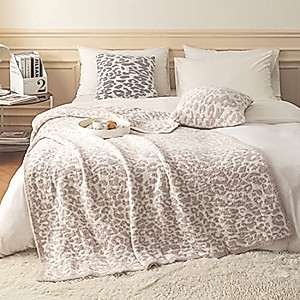 FELENIW Super Soft Fuzzy Cream Fleece Leopard Throw Blanket for Couch Bed Sofa Camping Travel Lightweight Washable Fleece Microfiber Bed Throw Blankets for Home Decor 51"X63"