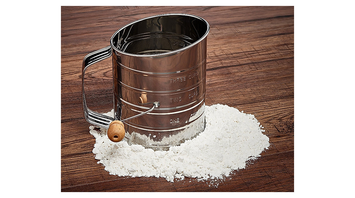 Natizo Stainless Steel Flour Sifter with Lid - No Mess Kitchen Tool