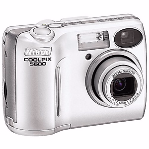 Nikon Coolpix 5600 5MP Digital Camera with 3x Optical Zoom
