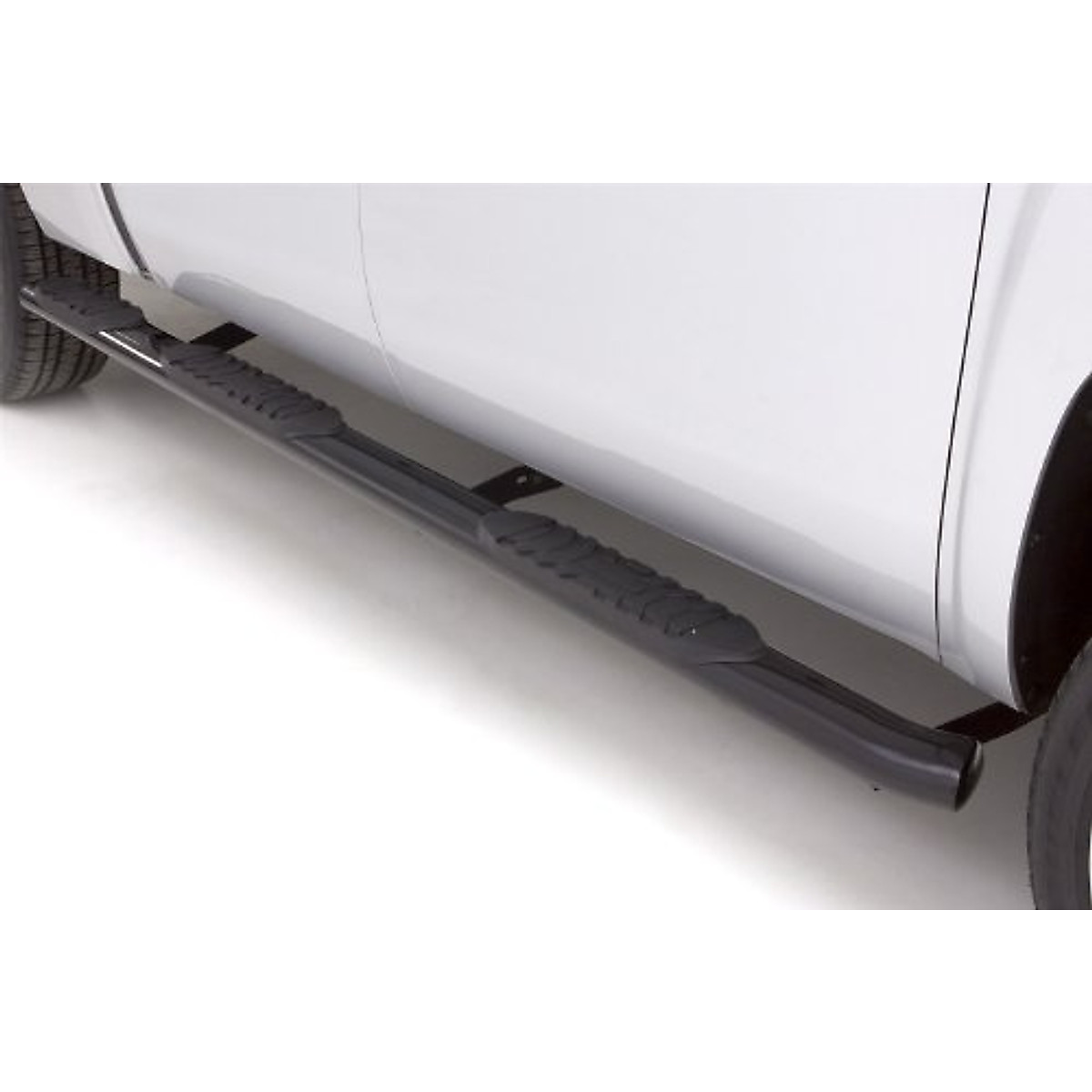 Lund 26097043 Black Steel 5" Oval Wheel-to-Wheel Nerf Bars for 2009-2018 Dodge Ram 1500 Crew Cab with 5.5' Bed; Rocker Panel Mount