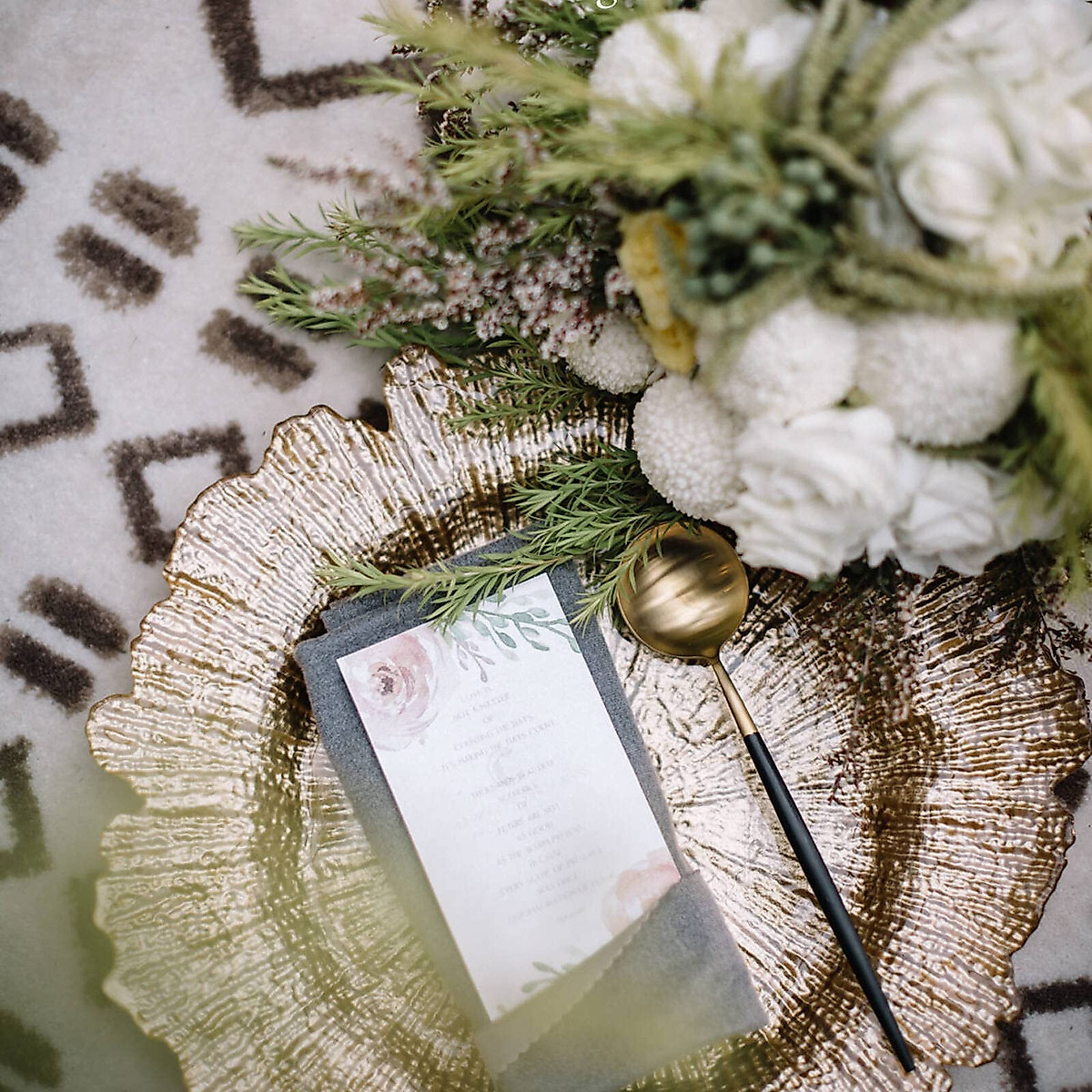 Spsyrine Gold Reef Charger Plates, 13" Table Chargers for Dinner Plate, Set of 6 Elegant Plastic Chargers Bulk Wedding, Tabletop Decor for Party, Events, Holidays.