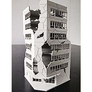BENME N-Scale Train Scene Plastic Assembly Battle Damage Model-1:160