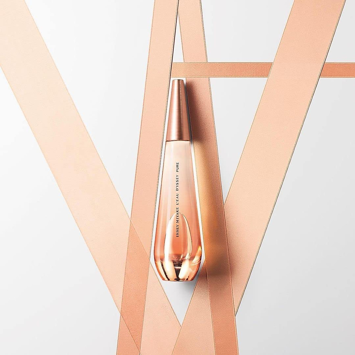 Leau Dissey Miniatures Set by Issey Miyake for Women - 4 Pc Mini Gift Set 4x3.5 ml Leau Dissey EDP, Leau Dissey EDT, Leau Dissey Pure EDP, Leau Dissey Pure Nectar EDP