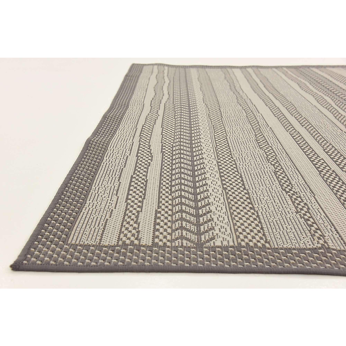 Unique Loom Outdoor Border Collection Area Rug - Lines (6' 1" Square, Gray/ Silver)