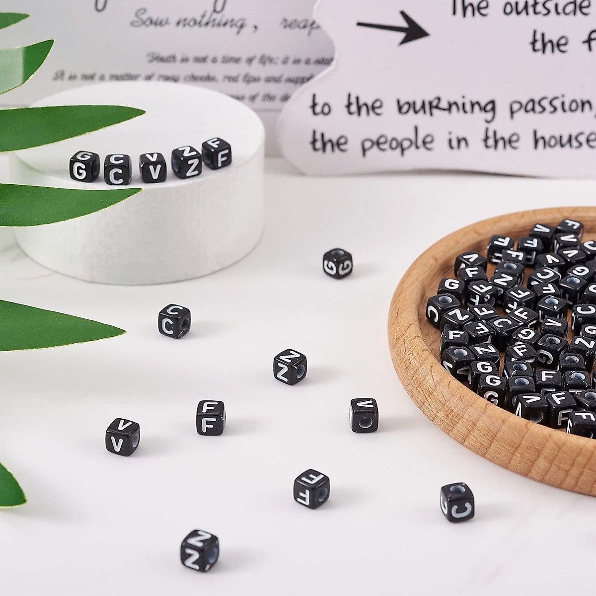 FASHEWELRY 500Pcs Acrylic Cube Letter Beads 5x5x5mm Black Square Letter C Alphabet Beads for DIY Bracelet Necklace Jewelry Making