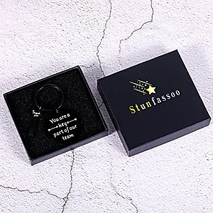 Coworker Christmas Gifts for Women Men Office Thank You Keychain Team Gifts for Employee Appreciation Gifts for Staff Colleague from Boss Stocking Stuffers Valentines Retirement Farewell Goodbye Gift