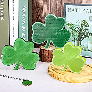 Whaline 3Pcs St. Patrick's Day Wooden Signs Rustic Green Shamrock Table Ornaments Lucky Clover Table Centerpieces Irish Holiday Decorative Table Centerpieces for Home Fireplace Tiered Tray Decor