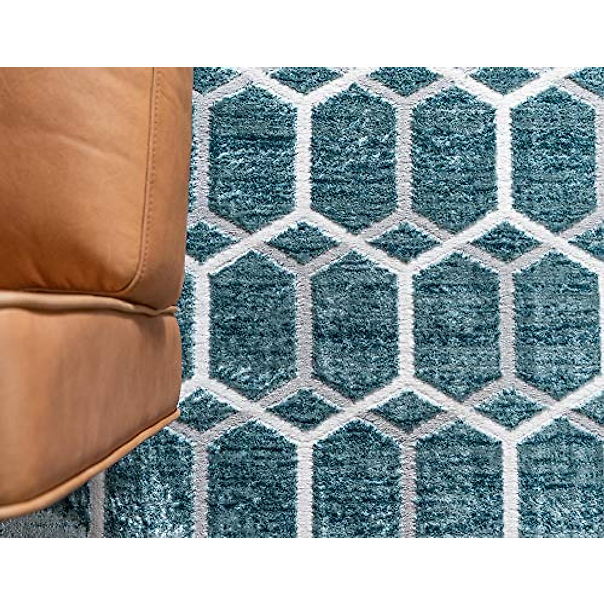 Rugs.com Lattice Trellis Collection Rug – 8 Ft Round Blue Low-Pile Rug Perfect for Kitchens, Dining Rooms