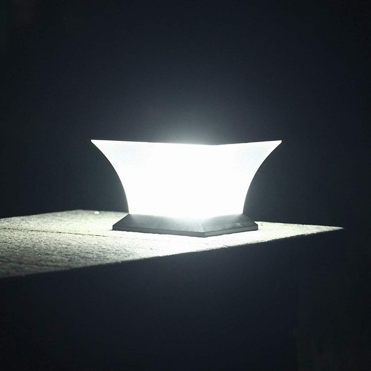 LED Solar Outdoor Light Waterproof Decorative Outside Solar Wall Lamp 18LEDs Gate Pillar Stigma Light for Home Garden Column Cage Path Landscape Street Patio Backyard Villa (White, 2 Pieces)