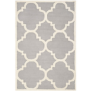 SAFAVIEH Cambridge Collection 4' x 6' Silver / Ivory CAM140D Handmade Moroccan Trellis Premium Wool Area Rug