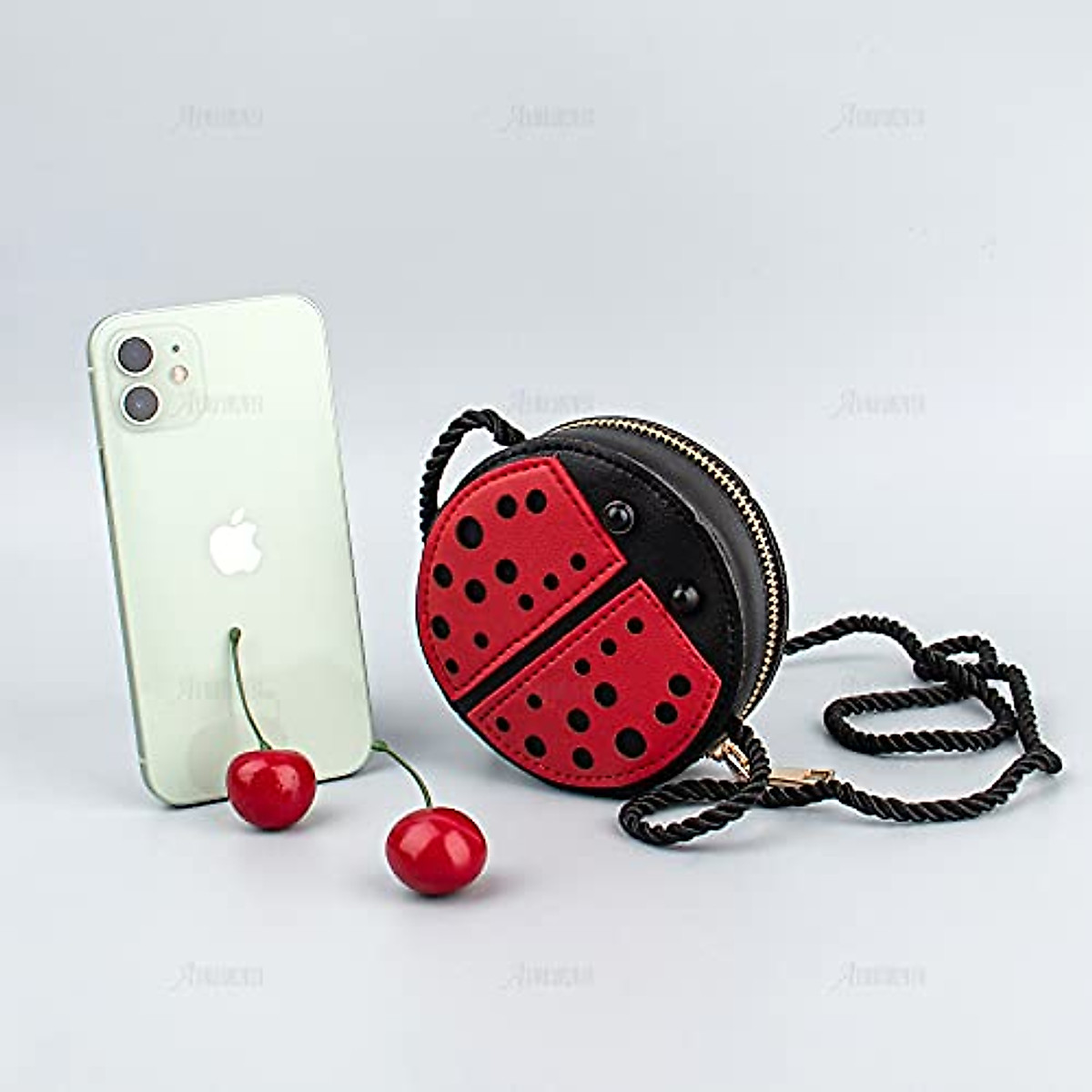AUEAR, Cute Ladybug Purse Mini Pu Leather Crossbody Bag Wallet Pouch for Women and Girls, Black and Red
