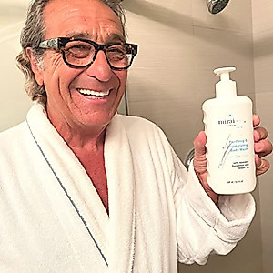 Mirai Clinical Body Wash for Strong Body Odor - Renewing Body Purifying & Deodorizing with Natural Persimmon & Green Tea Extracts - Nonenal Body Odor Eliminator for Women & Men - 500ml