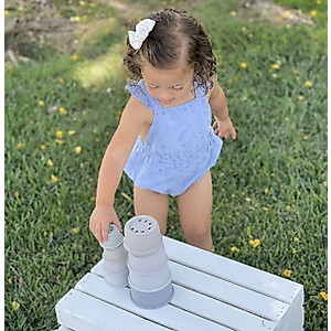 BraveJusticeKidsCo. Silicone Educational Stacking Cups (10 Pieces) | Baby Sorting and Counting | Bath Toys | Early Motor Development | Best Montessori Toy Gift for 6 Month+ Boys & Girls