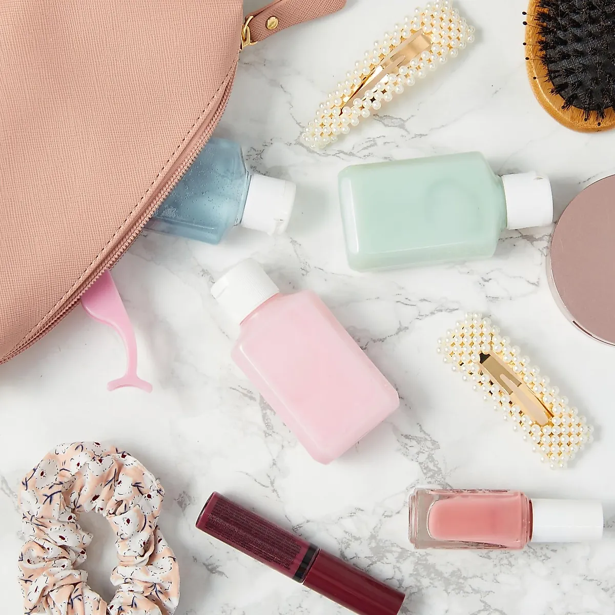 Okuna Outpost 50 Pack Mini Empty Plastic Bottles with Flip Cap, 2 oz Refillable Travel Container for Liquid Lotion Shampoo