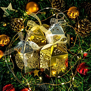 Naler 40pcs Mini Paper Treat Boxes Candy Goodie Gift Boxes with Ribbon for Halloween Christmas Wedding Favor Party Gift Wrap Decoration, Gold & Silver, 2 x 2 x 3 Inches
