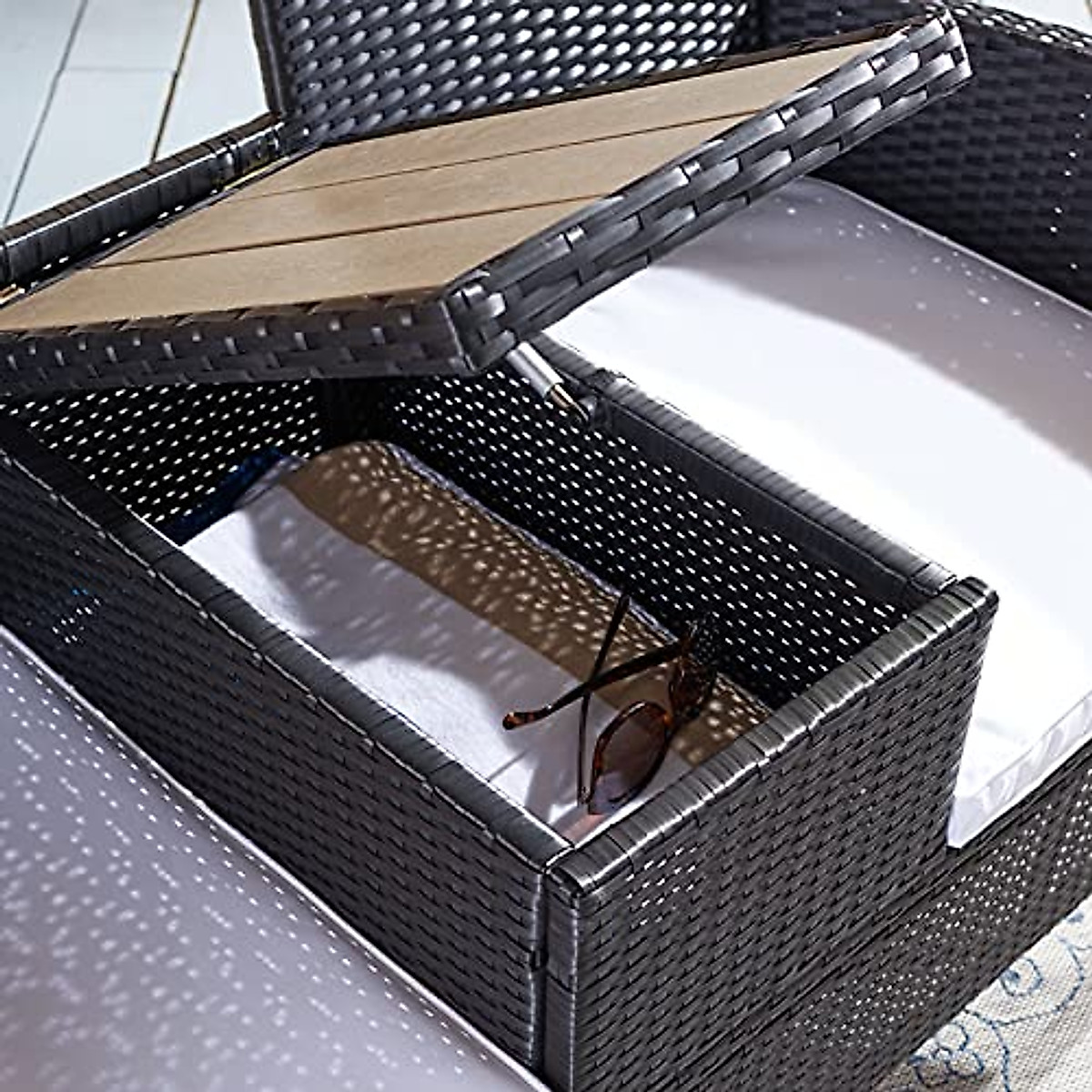 Safavieh Outdoor Collection Viora Wicker Loveseat PAT7710A, Black/White Cushion