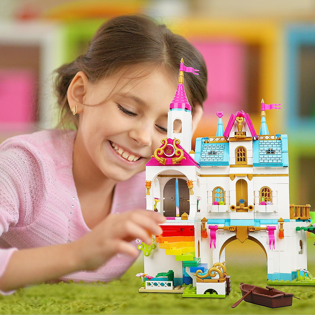 Friends Heartlake Castle Building Blocks Set, Girls Princess Castle Palace Building Bricks Kit, Educational STEM Toy Playset Creative Birthday Gift for Kids, Girls Aged 6+ (577 Pieces)