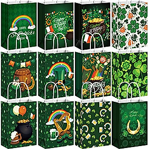 Yexiya 120 Pieces St. Patrick's Day Paper Gift Bags with Handles Lucky Shamrock Treat Bags Bulk 8.7 x 6.3 x 3.15 Inches Goodie Bags for Kids Classroom Party Favors Supplies (Shamrock)