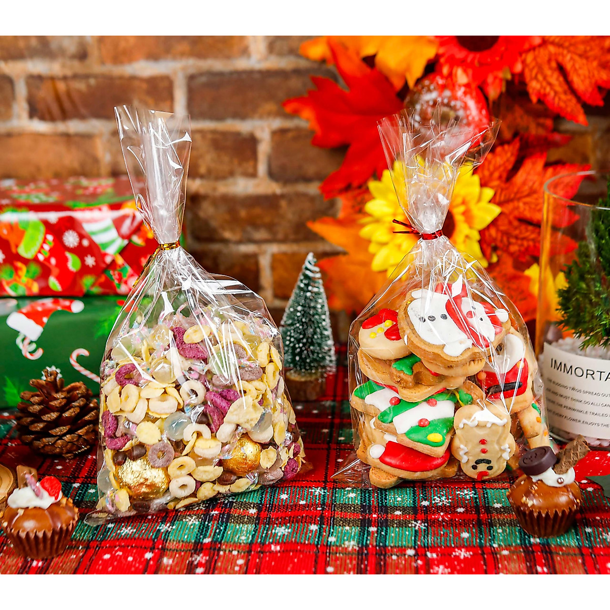 NPLUX 200Pack Cellophane Bags Small Plastic Cookie Bags Clear Treat Bags with Twist Ties for Small Gift Party Favors,Bakery,Candy,Popcorn(6×10In)