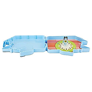 Bluey Play and Go Playset Deluxe Collector Case and Figure