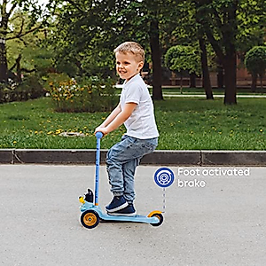 Bluey 3D Self Balancing Scooter for Kids, 3 Wheeled Scooter with Extra Wide Anti-Slip Deck, Rear Brake, Lean to Steer, Lightweight Design, for Boys/Girls 3 and up, 75 LB Limit