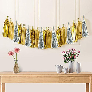 TONIFUL 30Pcs Shiny Gold Foil Tassels Garland Paper Fringe Banner DIY Metallic Foil Hanging Garland Kit Decorations for Birthday Bridal Shower Christmas Party Table Wall Backdrop Party Supplies