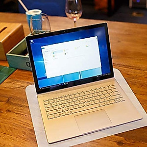 YoleShy 6 Pcs Plastic Placemats, Heat Resistant Washable Table Mats for Dining, Kitchen (17'' x 11'')