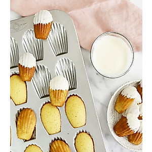 USA Pan Bakeware Madeleine Pan, 16-Well, Aluminized Steel