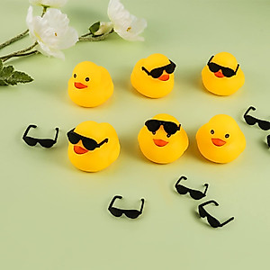 LUTER Rubber Bath Duck Toys, 16 Pcs Rubber Ducks Sunglasses Ducky Float and Squeak Bath Ducky Toy Cute Bath Ducks Toys for Baby Shower Birthday Party Supplies