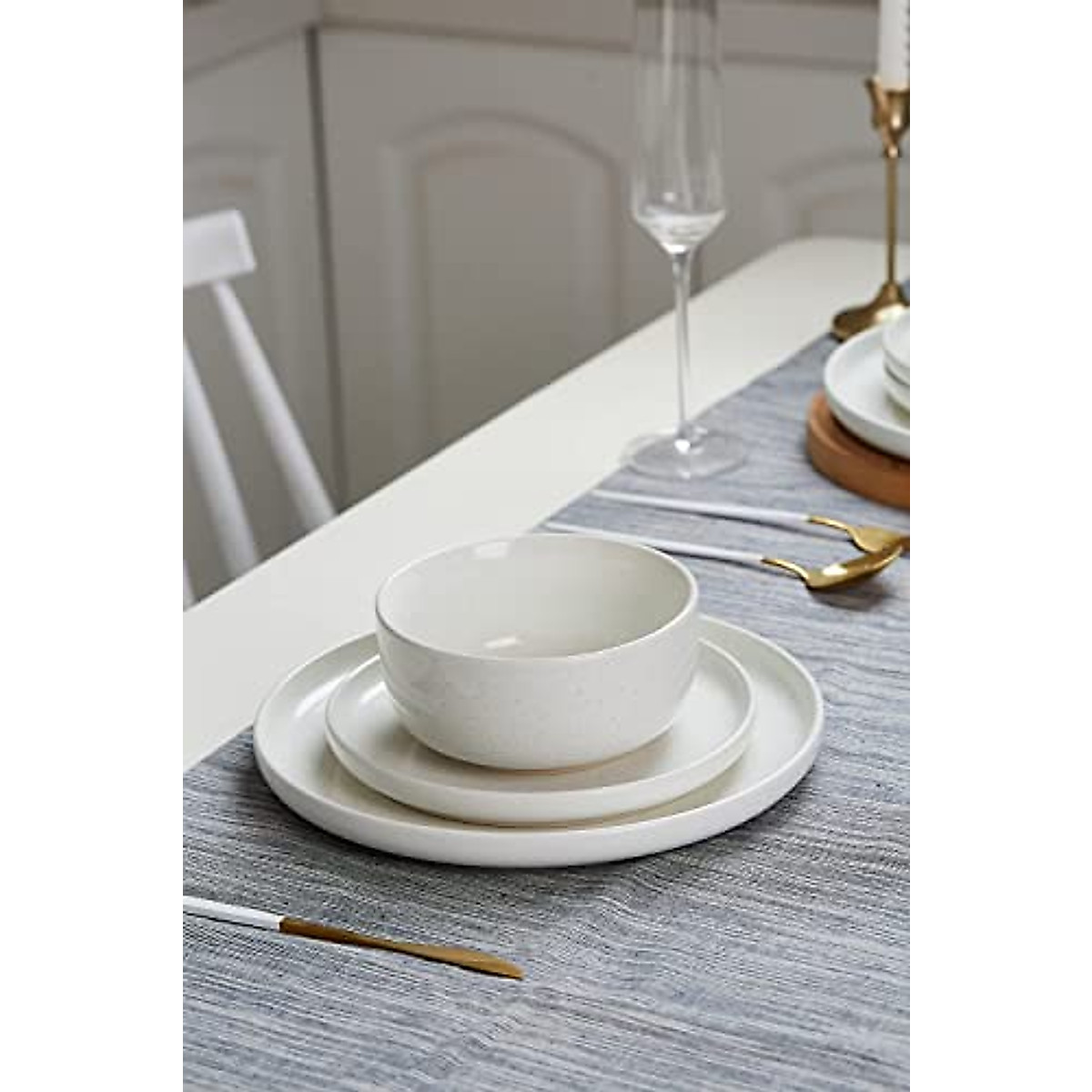 Famiware Plates and Bowls Set, 12 Pieces Dinnerware Sets, Dishes Set for 4, White