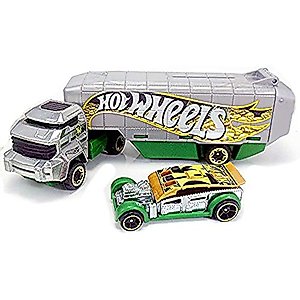 Hot Wheels Super Rigs, Toy Transporter Truck & Toy Car in 1:64 Scale (Styles May Vary),Black/red